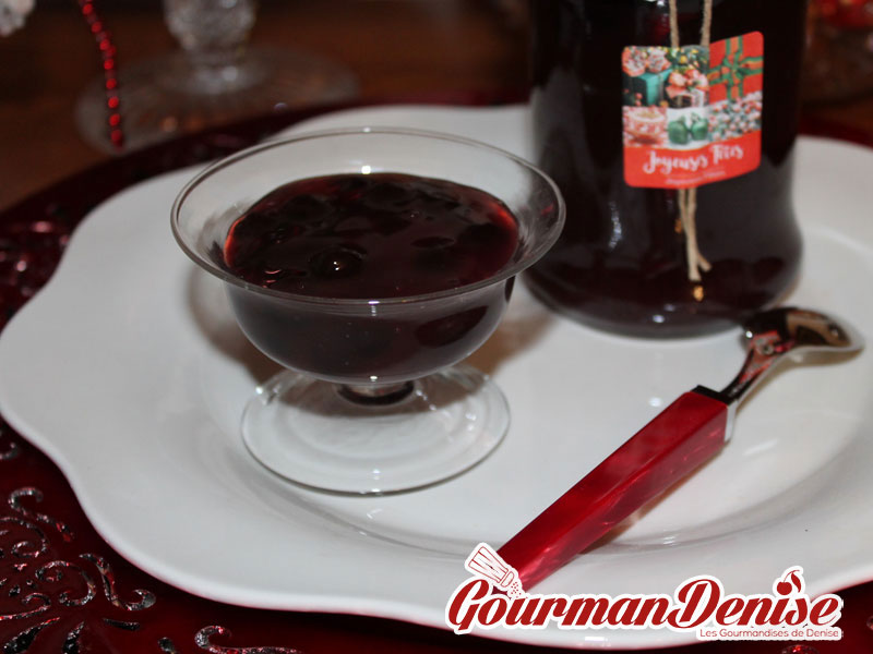 Gelée de vin au cassis et à la crème de cassis | GourmanDenise